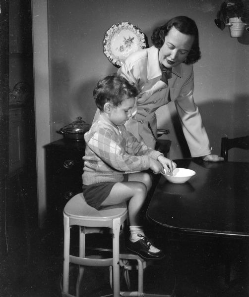 Grandmothers and Grandchildren | Photograph | Wisconsin Historical Society
