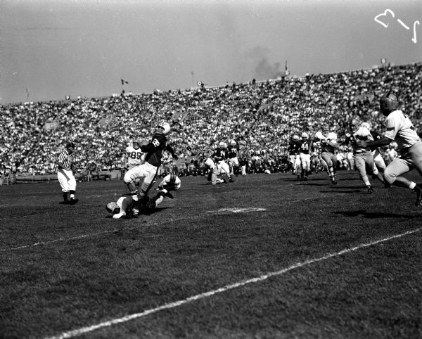 Wisconsin-Marquette Football Game | Photograph | Wisconsin Historical ...