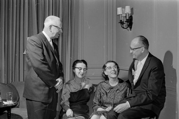 Smith College Alumnae Dinner | Photograph | Wisconsin Historical Society