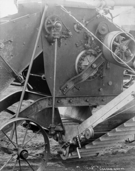 Threshing Machine | Photograph | Wisconsin Historical Society