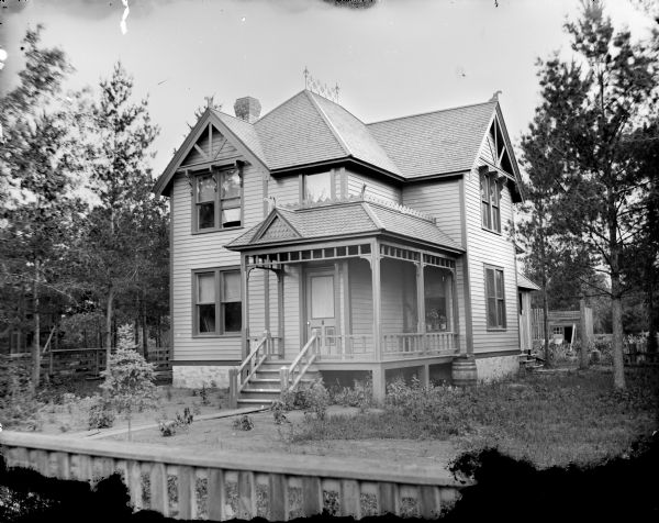 Two-Story Frame House | Photograph | Wisconsin Historical Society