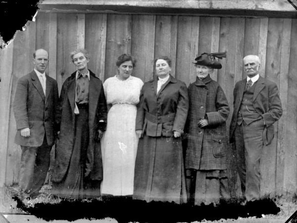 Outdoor Group Portrait of the Van Schaick Family | Photograph ...