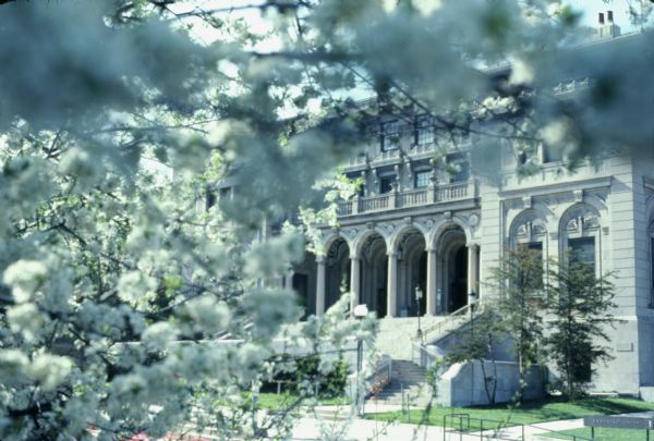 Memorial Union | Photograph | Wisconsin Historical Society