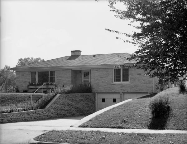 Arthur H. Peterson House | Photograph | Wisconsin Historical Society